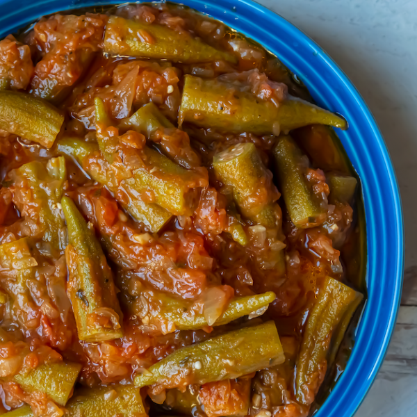 Okra in Tomato Sauce and Olive Oil - Bamies Latheres